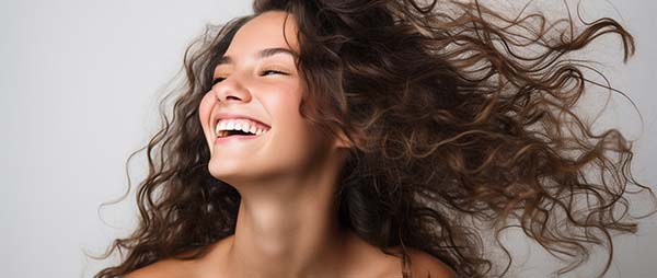 Comment choisir un shampoing pour cheveux secs